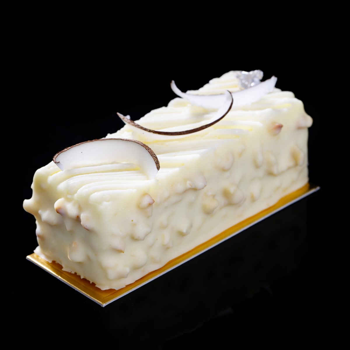 Coconut & Valrhona Opalys 33% Chocolate – Passione